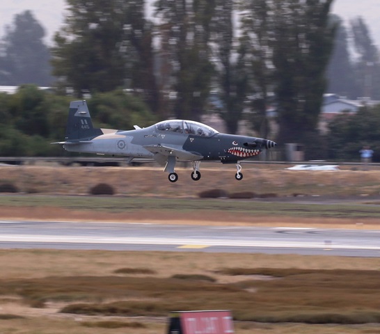 Dos KAI KT-1P y un Leonardo C-27J Spartan de la Fuerza Aérea del Perú ...