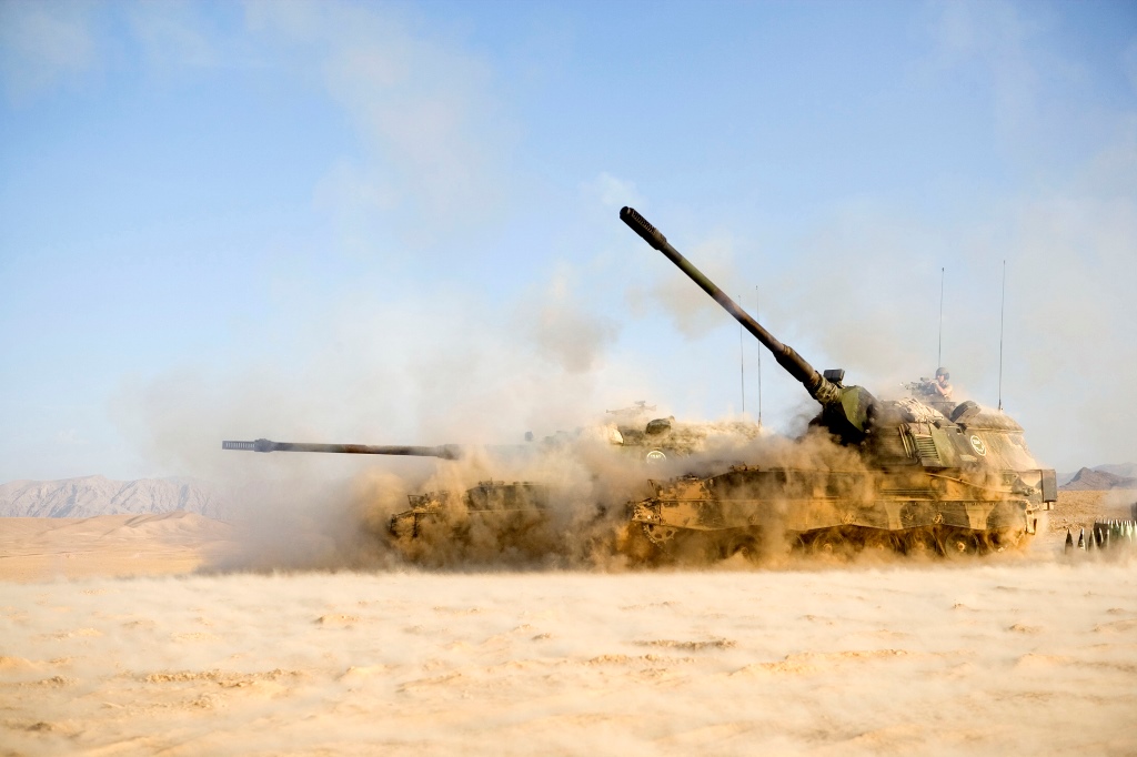 18 obuses PzH 2000 para el Ejército de Tierra alemán - Noticias Defensa ...