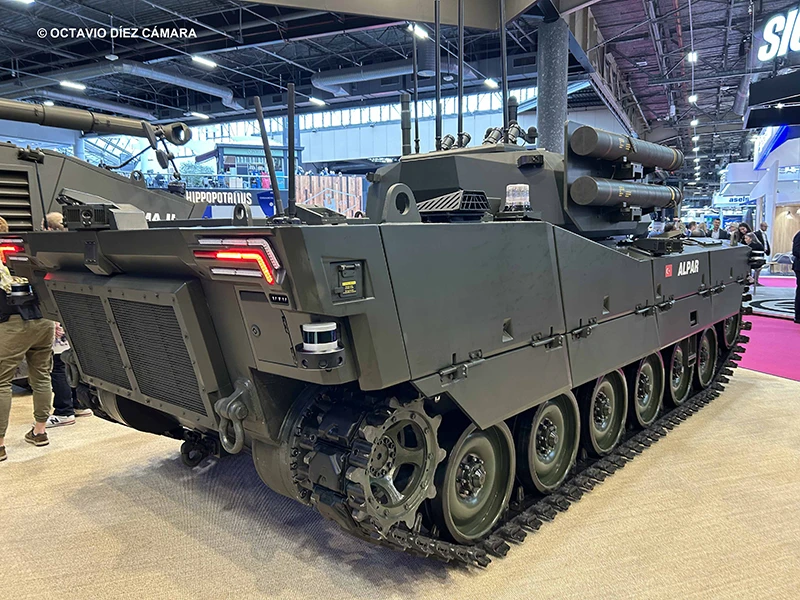 Alpar, el UGV de cadenas para el combate terrestre de Otokar - Noticias ...