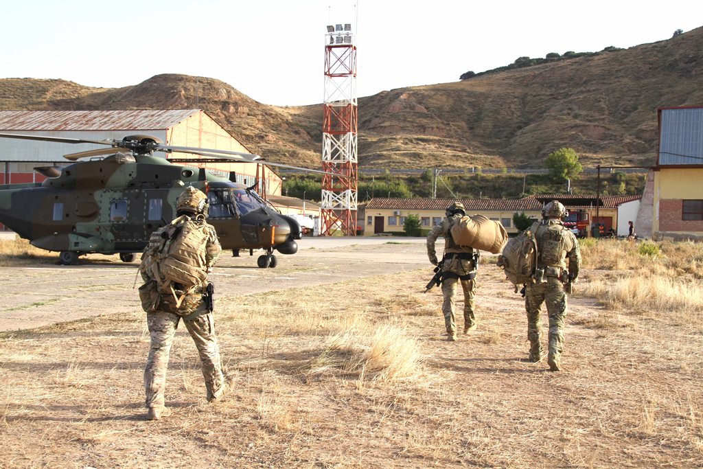 Entrevista al comandante del Mando Conjunto de Operaciones Especiales ...