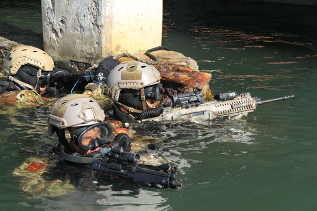 Lagunari, la élite expedicionaria del Ejército italiano-defensa.com ...