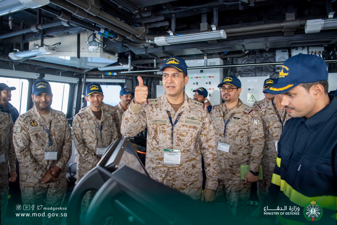 La dotación saudí de la corbeta “Al-Jubail” finaliza su entrenamiento ...