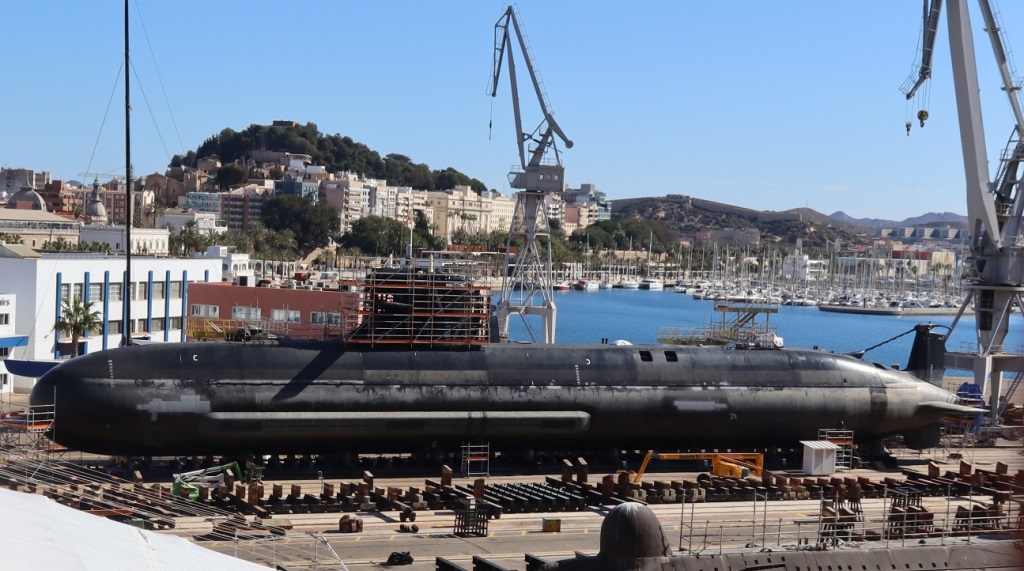 Momento clave del primer submarino S-80: primera prueba de inmersión ...
