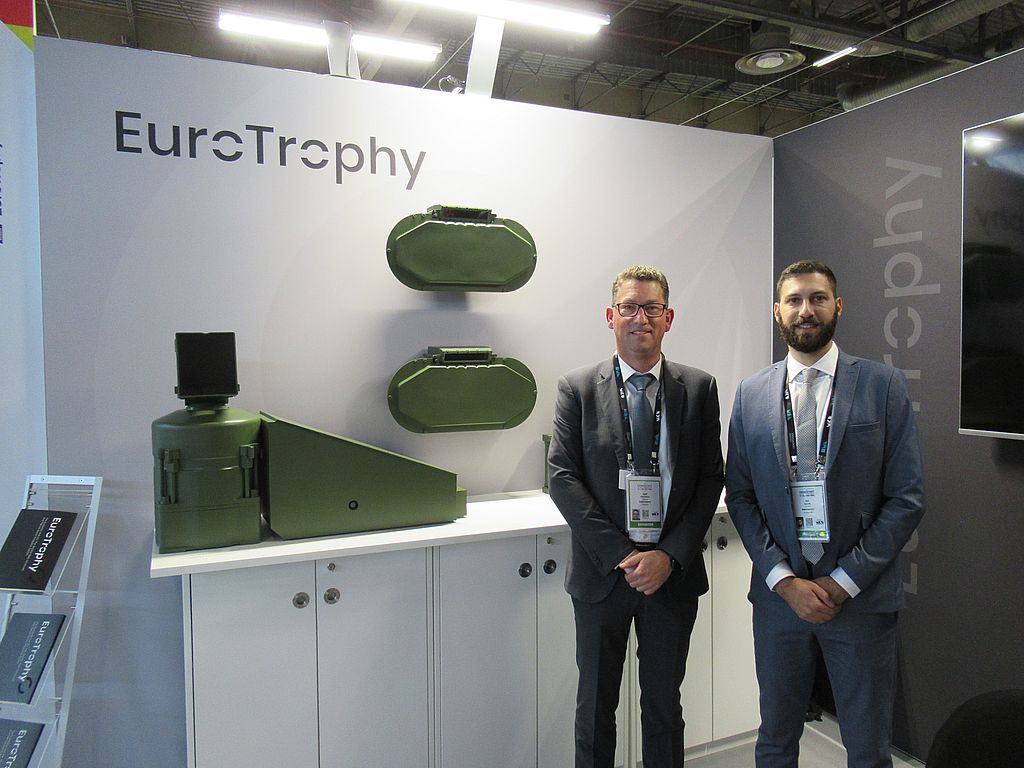 Sistema de protección activa Trophy para los carros Leopardo españoles ...