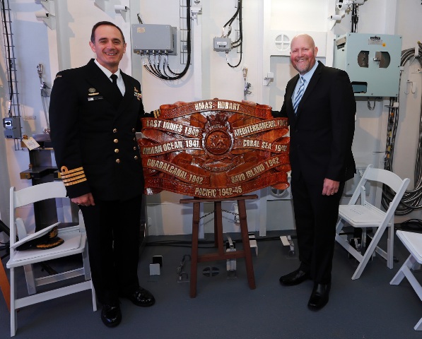 La Royal Australian Navy recibe su primer destructor clase Hobart ...