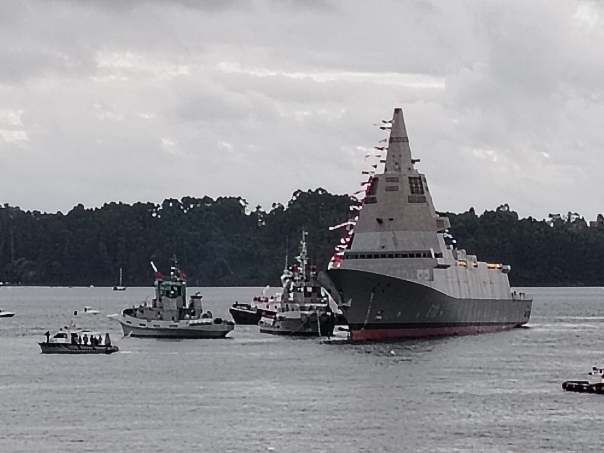 Botada primera fragata clase F-110 para la Armada, la F-111 “Bonifaz ...