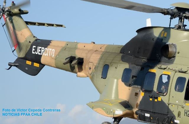 Helicópteros del Ejército de Chile con dispensador de chaff y flare ...