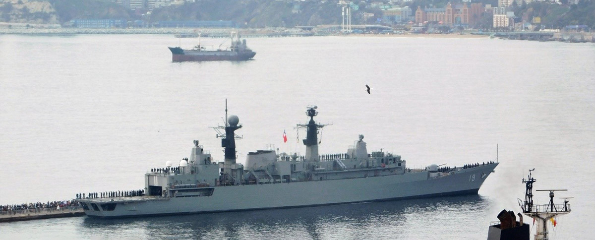 La fragata Almirante Williams de la Armada de Chile en Brasil ...