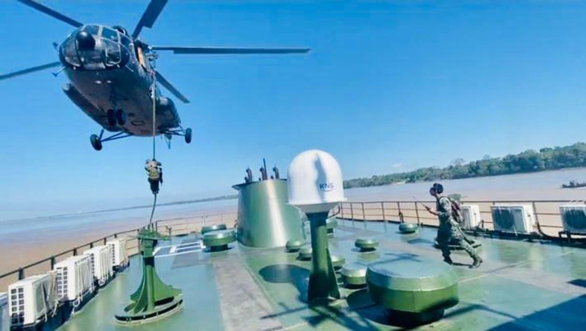 Inserción de Operaciones Especiales de la Marina Guerra del Perú en ...