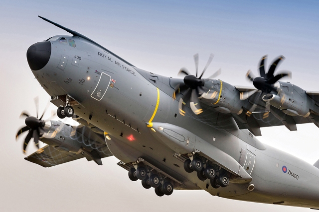 Impresionante demostración táctica del A400M-noticia defensa.com ...