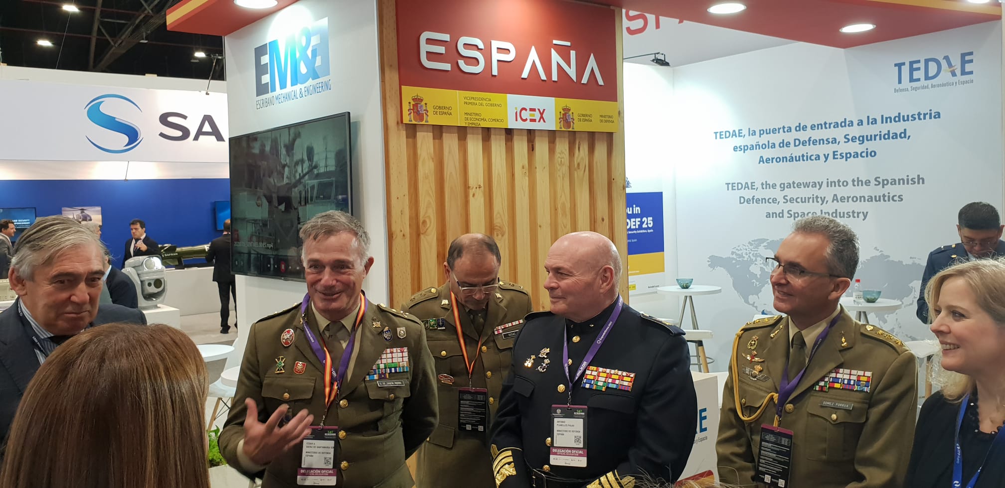Viceministra Defensa Colombia visita pabellón español Expodefensa 2023 ...