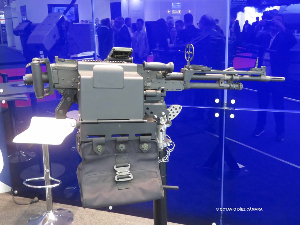 Ametralladoras MAG 58, potencia de fuego para los NH90 de FAMET ...