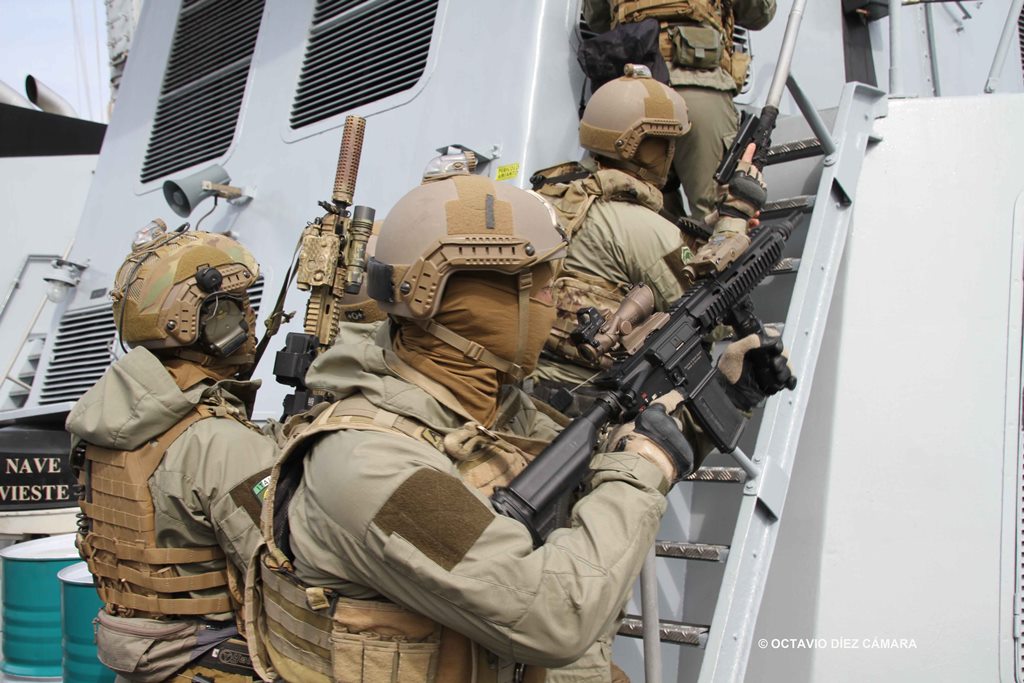 La instrucción del Gruppo Operativo Incursori italiano - Noticias ...