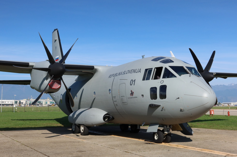 Firmada compra segundo avión C-27J Spartan para Fuerza Aérea Eslovenia ...