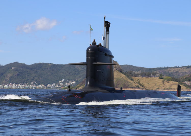 El submarino Riachuelo de la Marina Brasil debuta en ejercicios navales ...