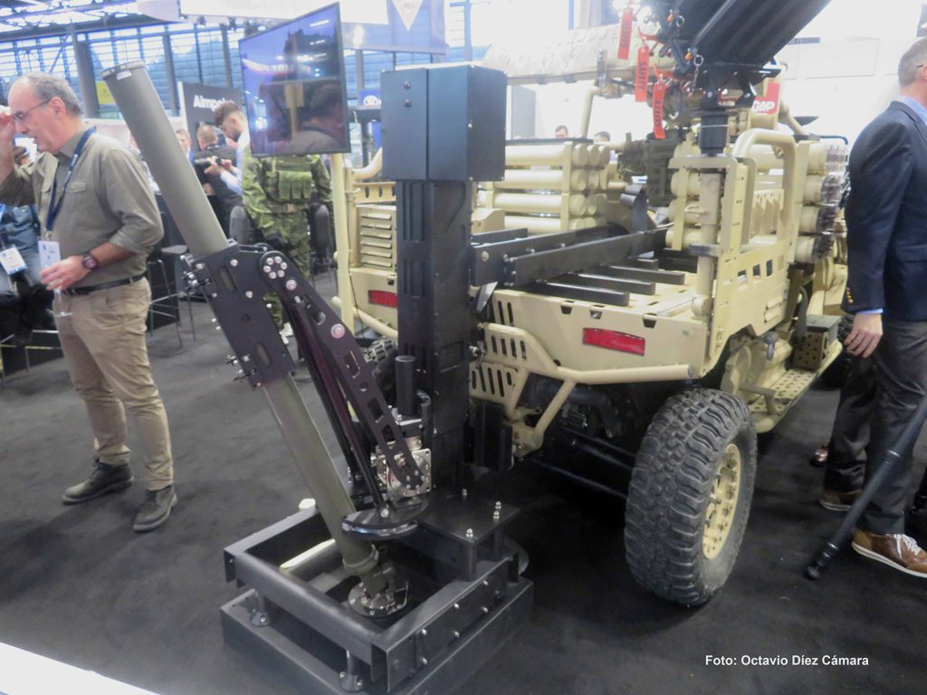 Mortero embarcado español Alakran llama la atención en MILIPOL ...