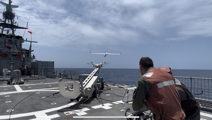 Scan Eagle Marina Brasil realizan su primera operación embarcada - Noticias Defensa defensa.com ...
