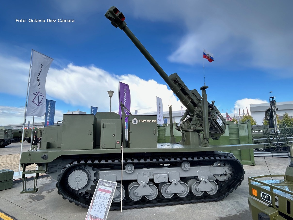 Clover, sistema artillería robótico ruso con tracción de oruga - Noticias Defensa Rusia