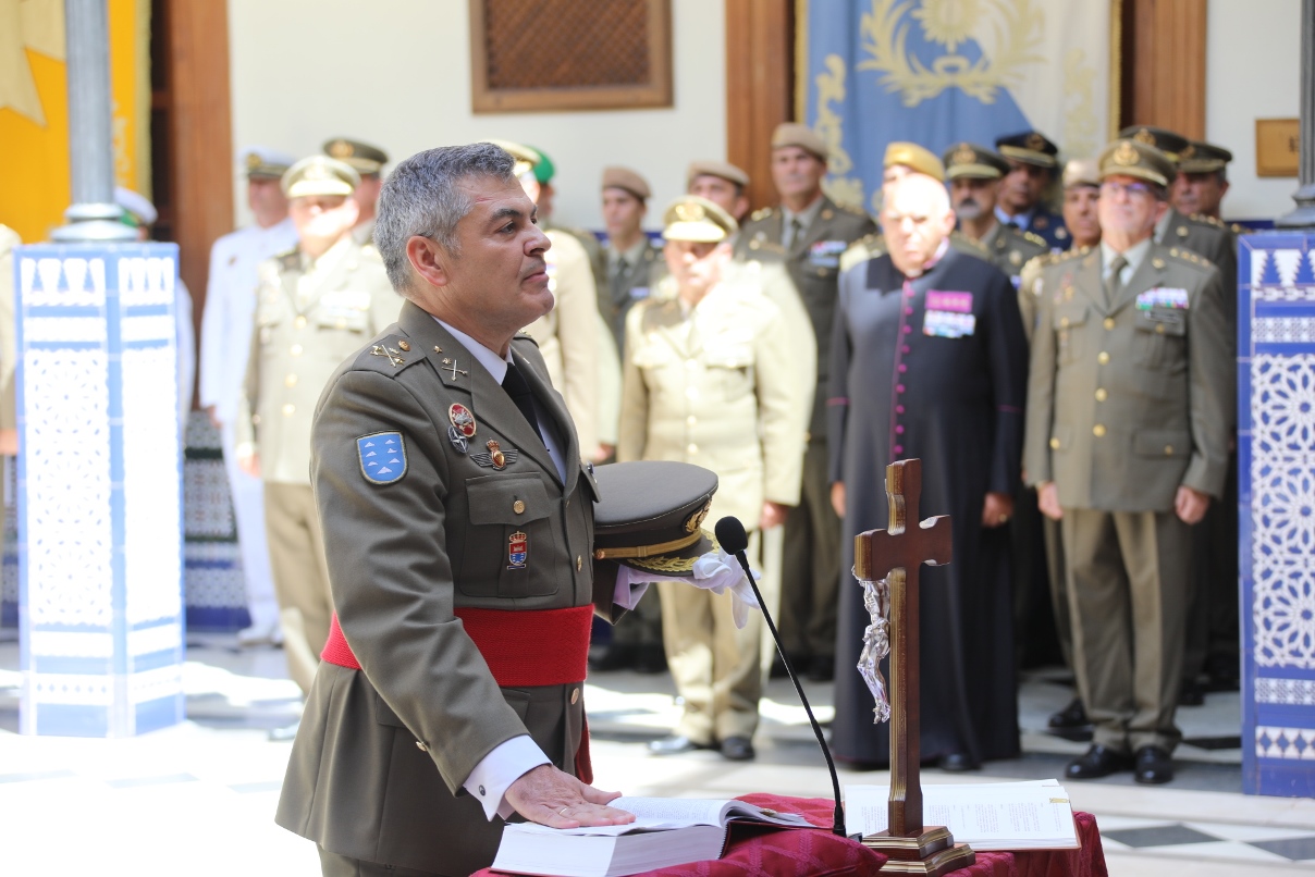 General Ramón Armada asume Jefatura Estado Mayor Mando Canarias ...