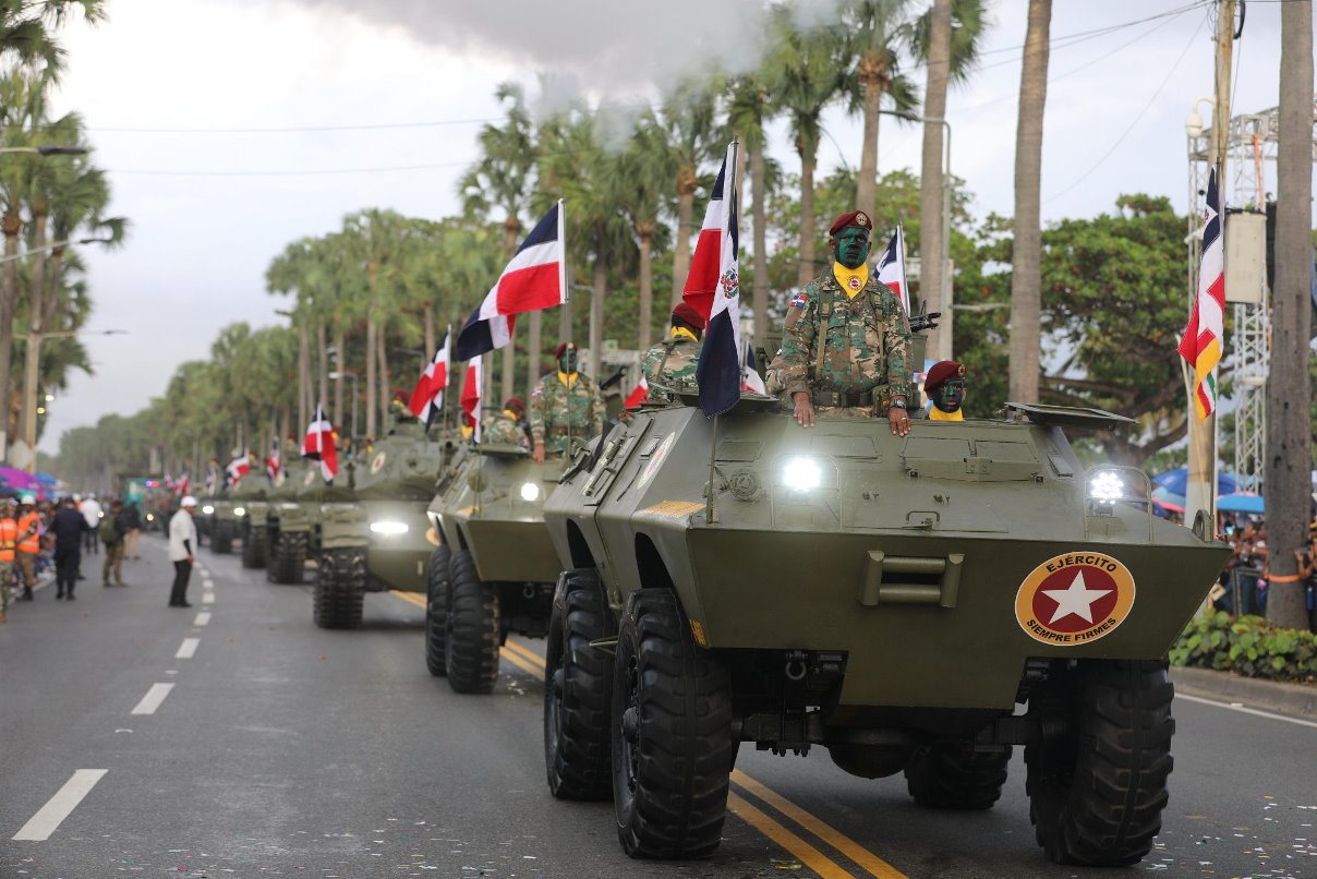 Gran desfile militar 181 aniversario Independencia República Dominicana ...