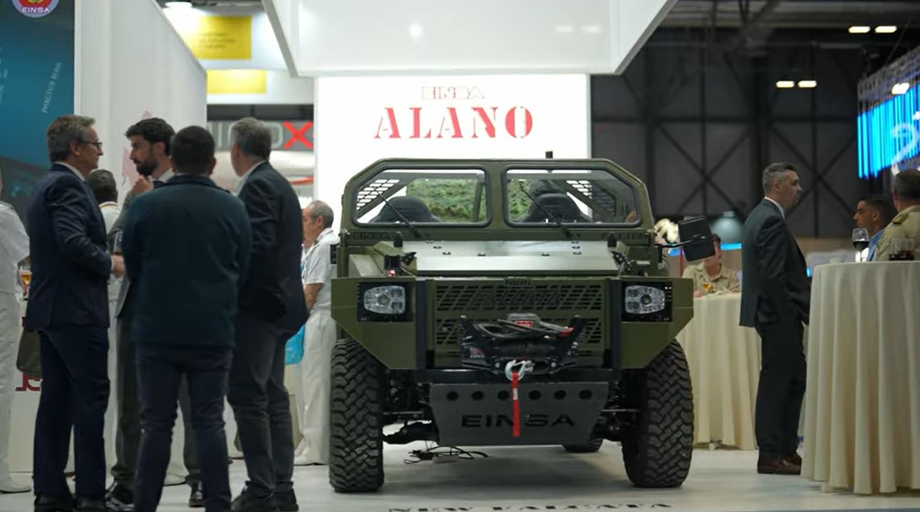 EINSA presenta su nuevo vehículo ligero aerolanzable FALCATA - Noticias ...