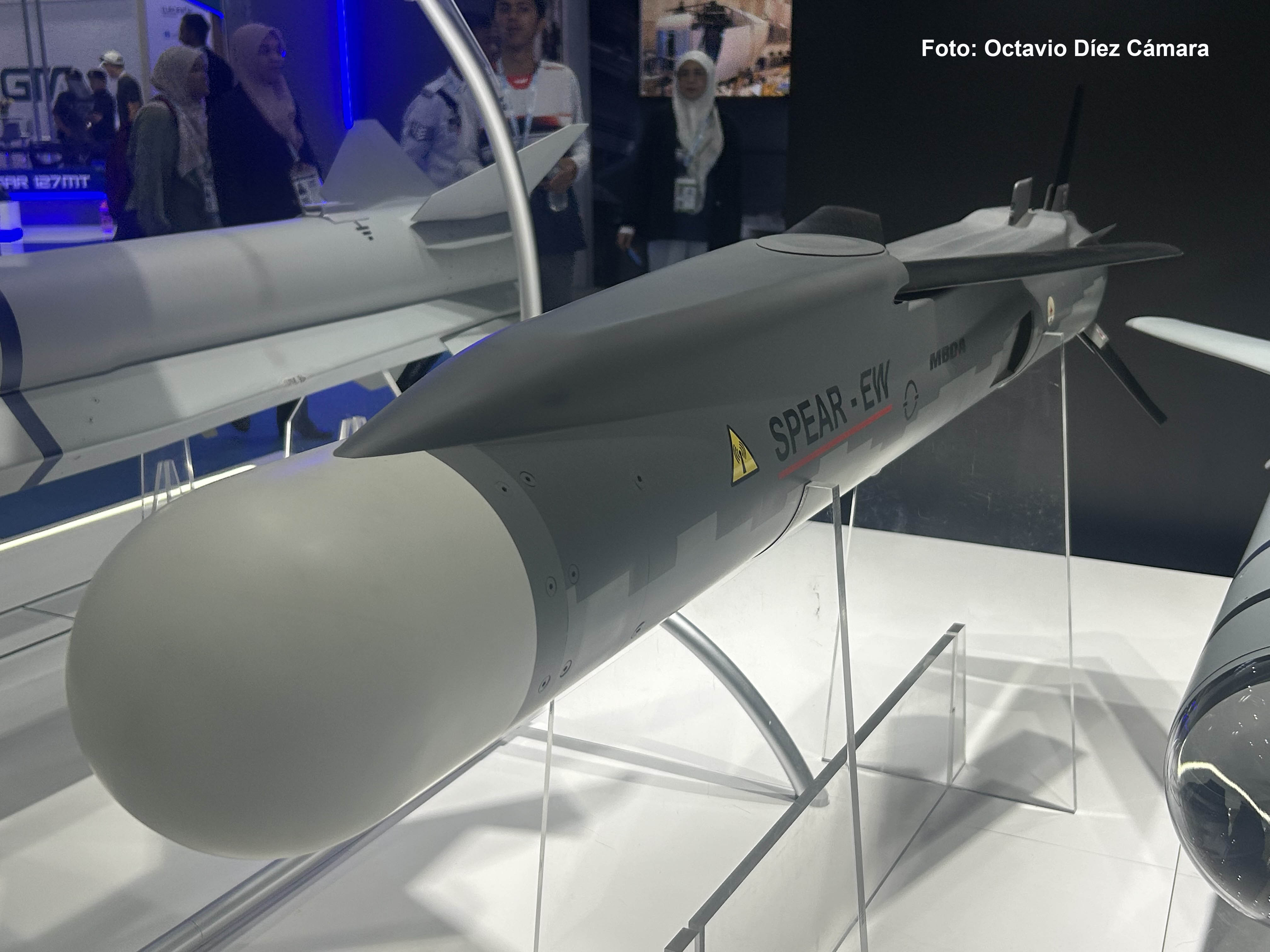 El nuevo arma de ataque electrónico SPEAR-EW de MBDA - Noticias Defensa defensa.com noticias ...