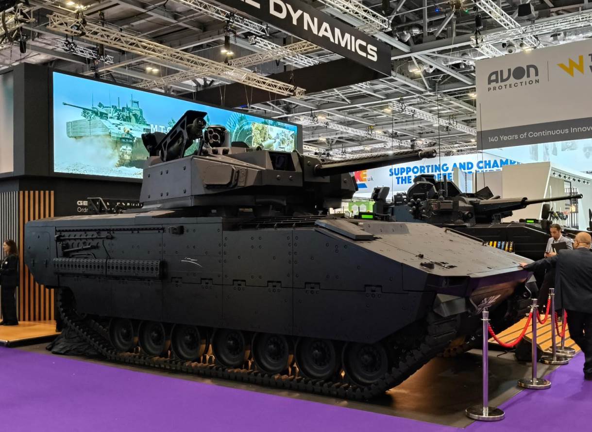 General Dynamics presenta en Reino Unido una nueva variante del AJAXLa ...