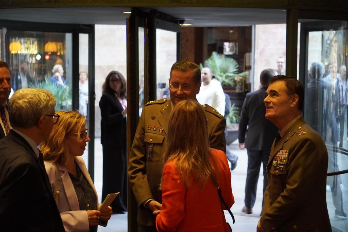 JEME preside concierto institucional del Ejército en Barcelona ...