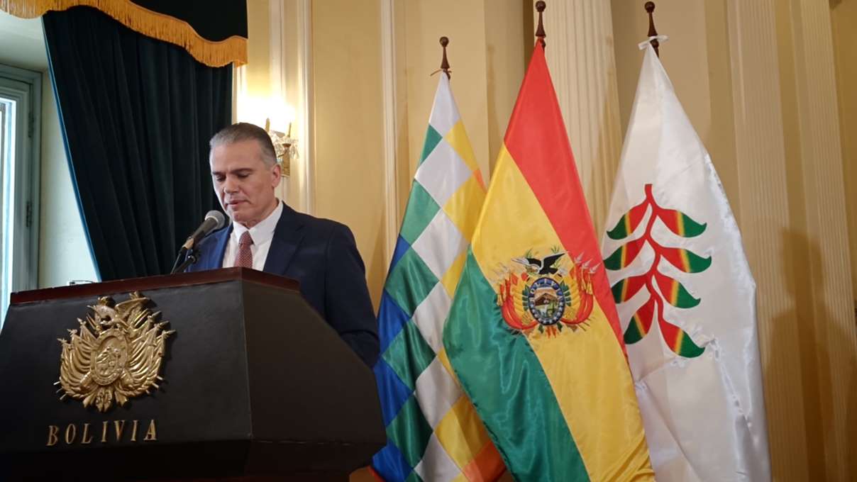 Ernesto Justiniano, nuevo ministro de Defensa en Bolivia - Noticias ...