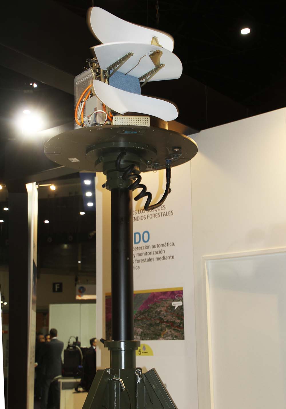 Indra presenta su sistema inteligente ARMS de detección e inhibición de ...