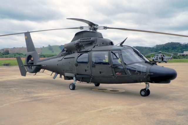 Helibras entrega dos helicópteros, Fennec (H125M) y un Panther (AS 365 ...