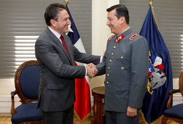 General Chileno asumirá como asesor militar principal de la Misión de ...
