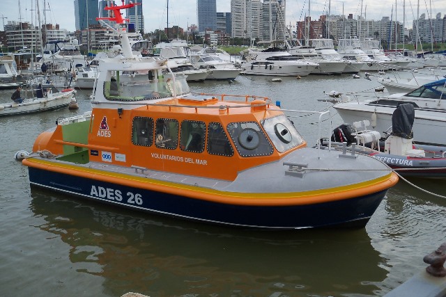 Uruguay recibe lanchas de rescate alemanas Fassmer 8.5-noticia defensa ...