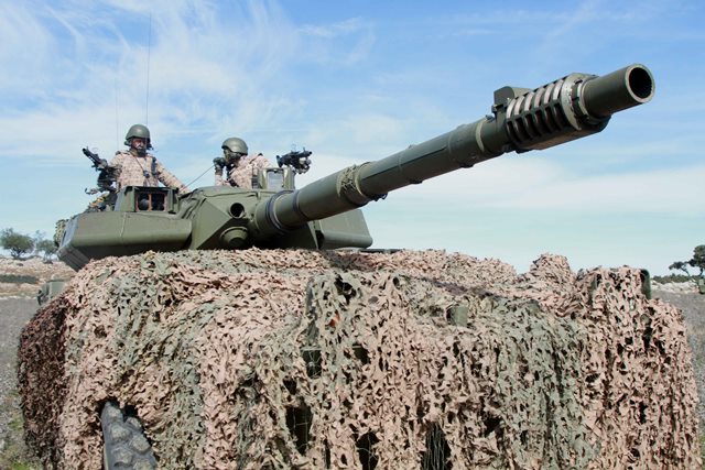 El Ejército de Tierra define la modernización del VRCC 8x8 Centauro ...