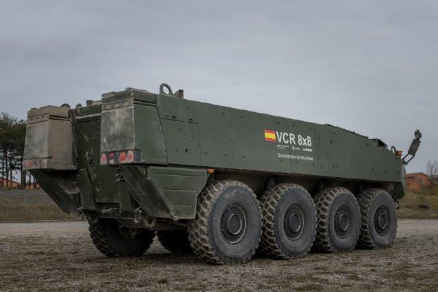 La Evaluación Operativa del 8x8 durará tres meses -noticia defensa.com ...