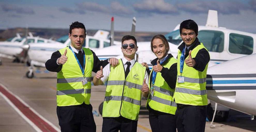 Cómo formarse para ser Piloto Comercial de Líneas Aéreas - Noticias ...