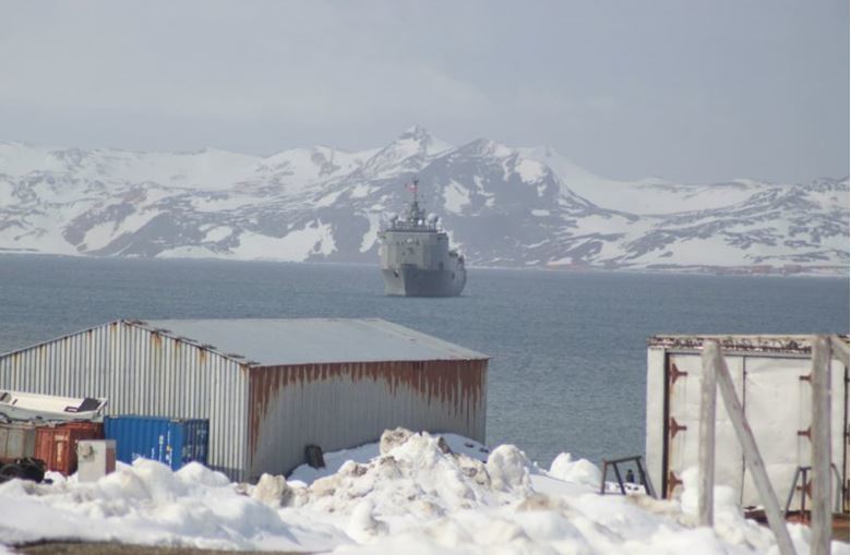 El Buque LSDH 91 "Sargento Aldea" de la Armada de Chile en cuarentena ...