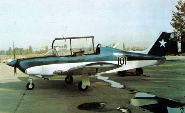Así nació el T-35 Pillán, el gran entrenador de la Fuerza Aérea de ...