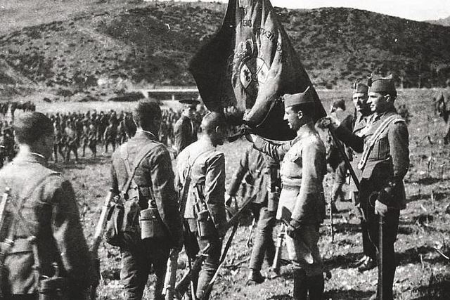 Nace La Legión -noticia defensa.com - Noticias Defensa Libros
