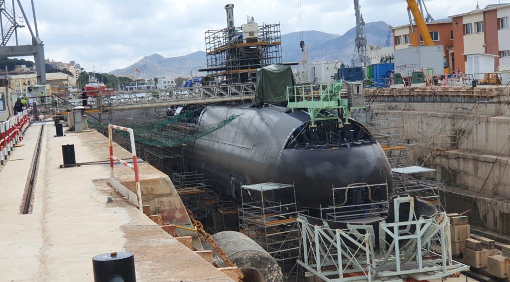 La instalación en el submarino S-81 del sistema de combate se llevará a ...