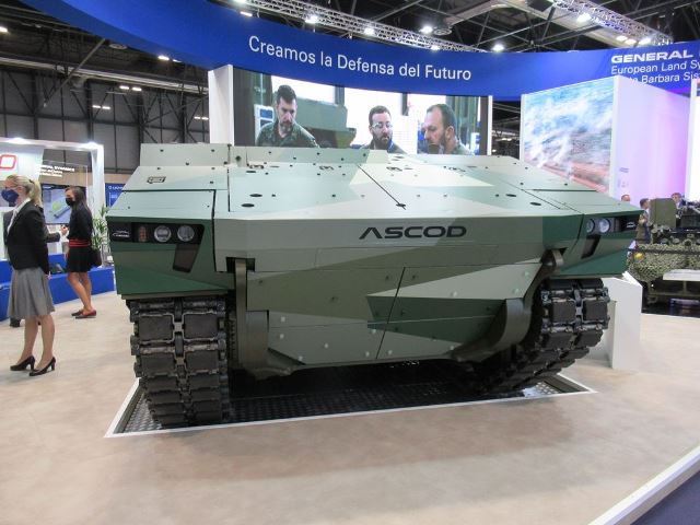 El ASCOD nodriza para control de UGVs que a su vez puede ser controlado ...