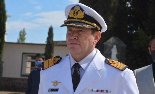 Asume el nuevo jefe del Comando Aeronaval Nº 3 de Trelew de la Armada Argentina-noticia defensa ...