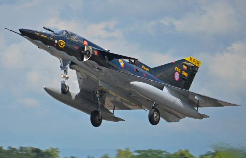 La Fuerza Aérea Colombiana aclara en un comunicado las opciones que valora para para reemplazar ...