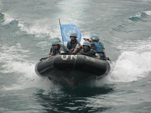 La Armada Uruguaya rescata en el Congo a los tripulantes de una ...