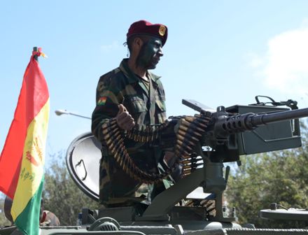 Las Fuerzas Armadas de Bolivia festejan su 189 aniversario con una ...