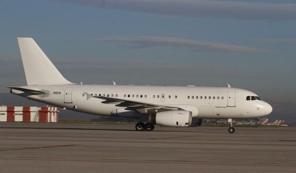El nuevo y discreto aspecto del avión presidencial de la Fuerza Aérea ...