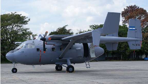 La Fuerza Aérea de El Salvador mantiene en activo los Arava 202 ante el ...
