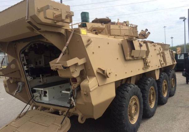 Roll Out de los LAV II de la Infantería de Marina del Perú - Noticias ...
