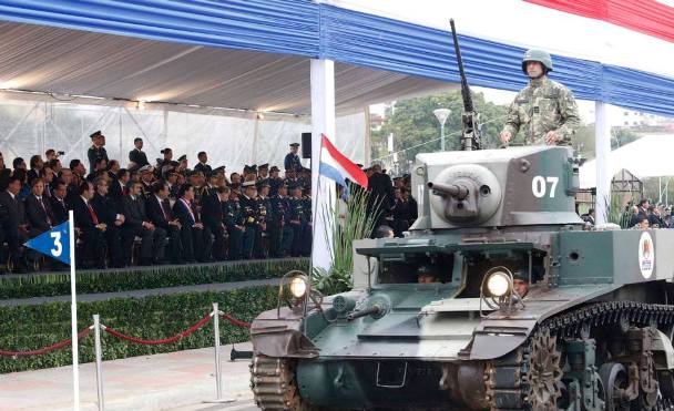 Paraguay reactiva sus vetustos tanques “Stuart” - Noticias Defensa Paraguay
