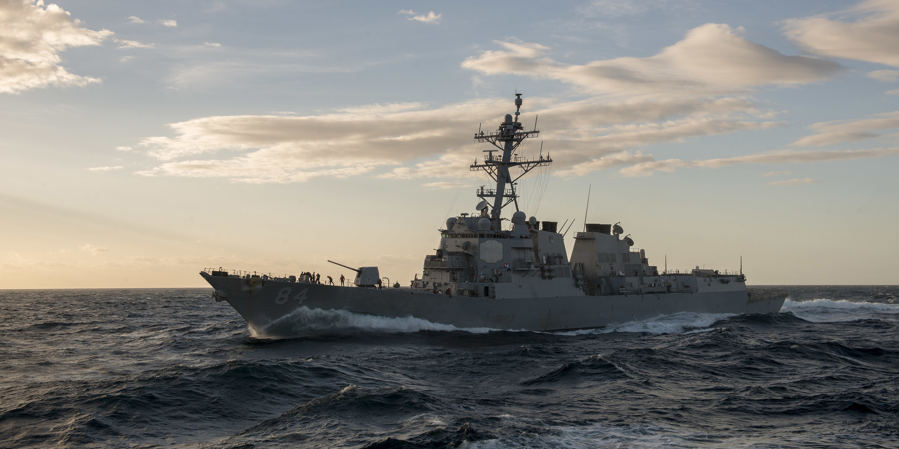 El USS Bulkeley, nuevo destructor estadounidense desplegado en Rota ...